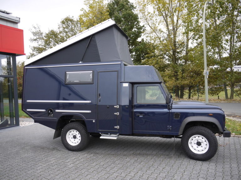 Land Rover 130 Single Cab - Custom Campers GmbH